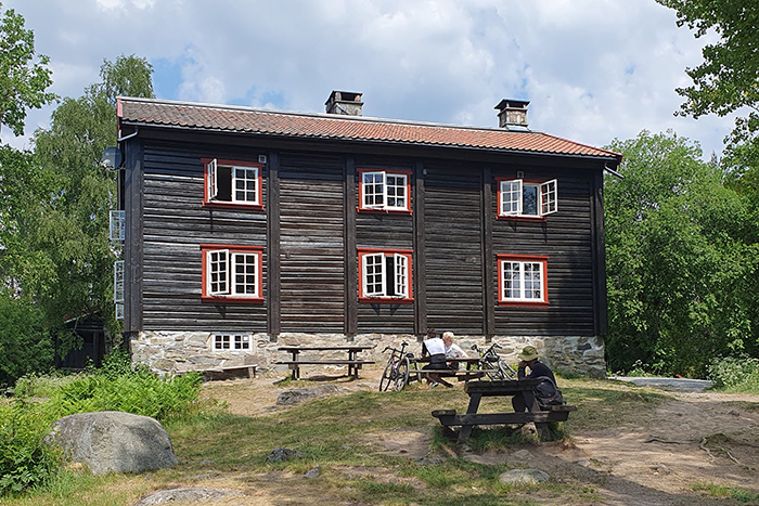 Brunkollen turisthytte