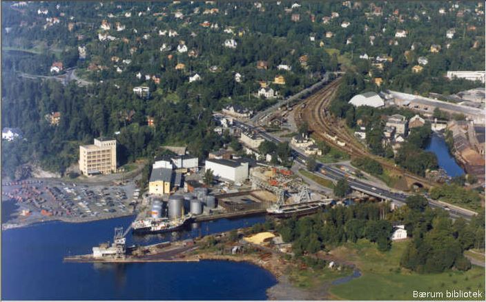 Lysaker sentrum. Oversiktsbilder